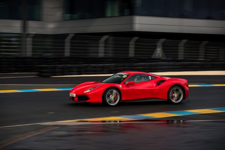 Stage de Pilotage Voiture au Mans | Ferrari 488 GTB